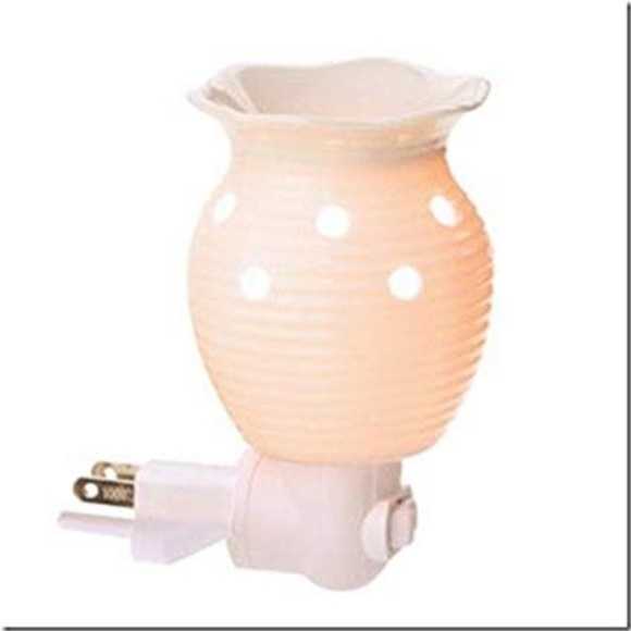 Scentsy | Accents | Groovy White Scentsy Plug In Warmer | Poshmark